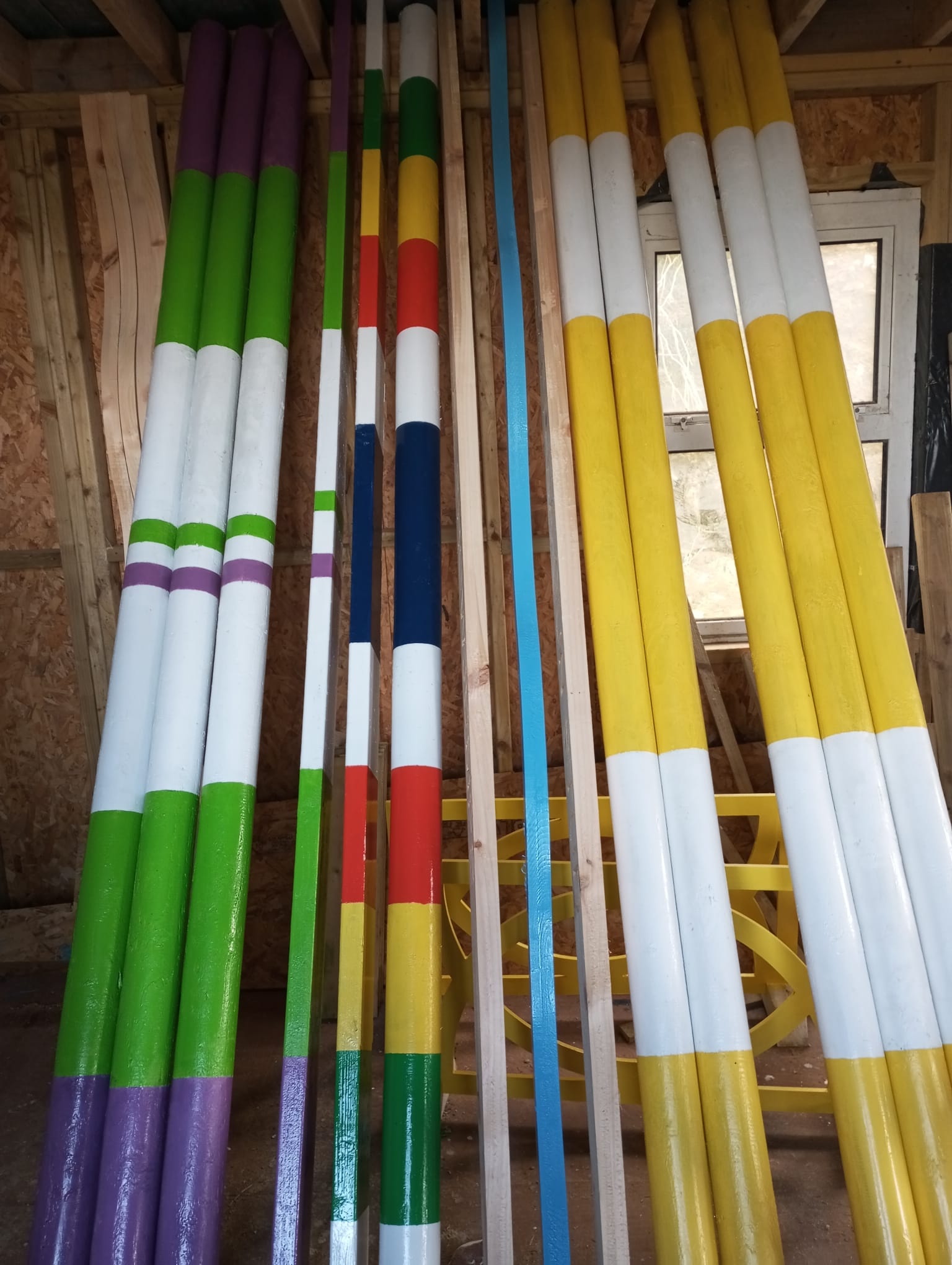Show Jump Poles - Open Equine